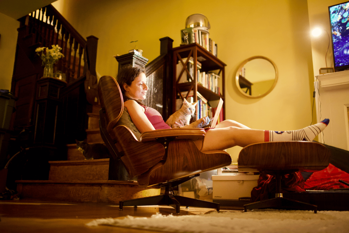 How to Plan Your Day at Home - With Schedules for Chores & Relaxation ...